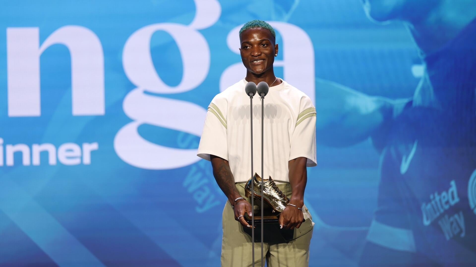 2025 NWSL Awards: Kansas City Current's Temwa Chawinga wins back-to-back MVP; Gotham's Lilly ...