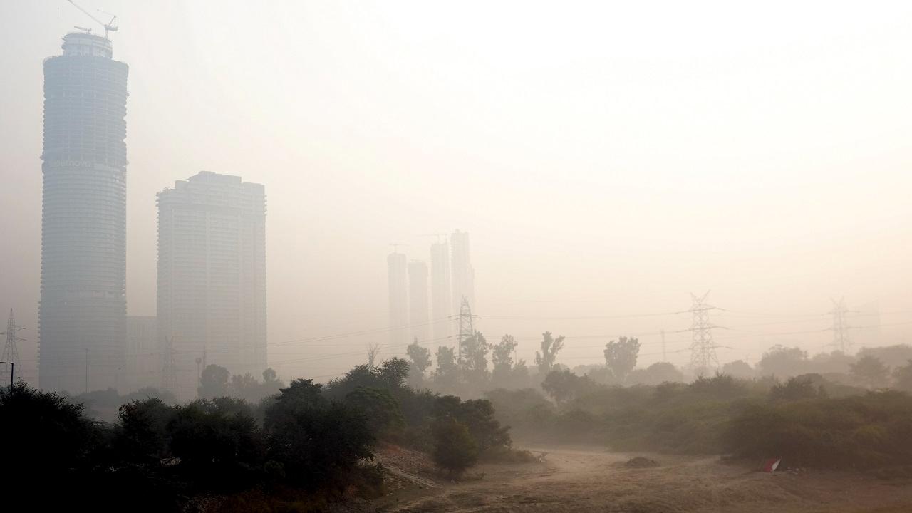 Delhi air quality remains ‘very poor’ for seventh straight day, AQI at 398