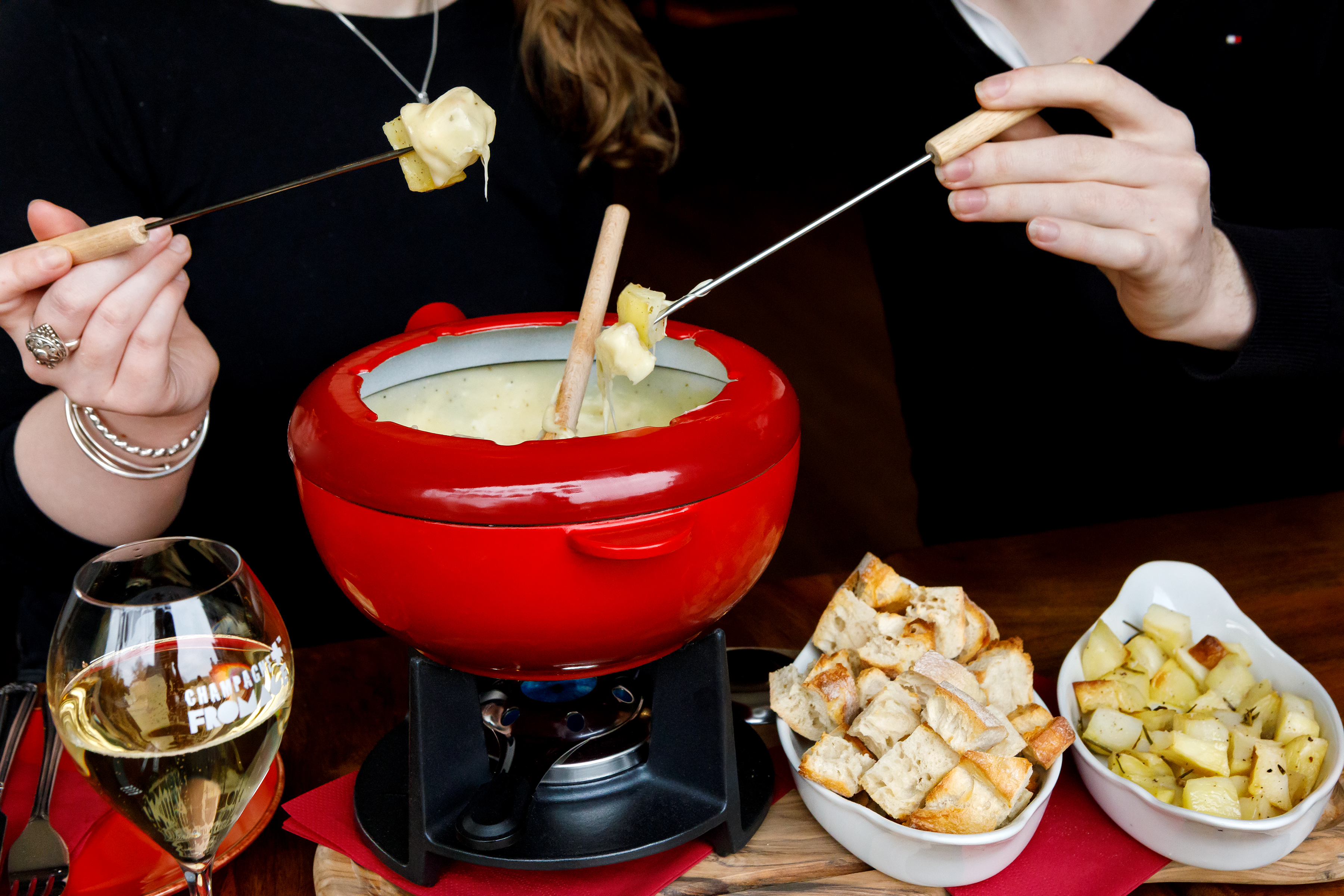 Harrogate venue set to bring some French chic and fizz to festivities ...