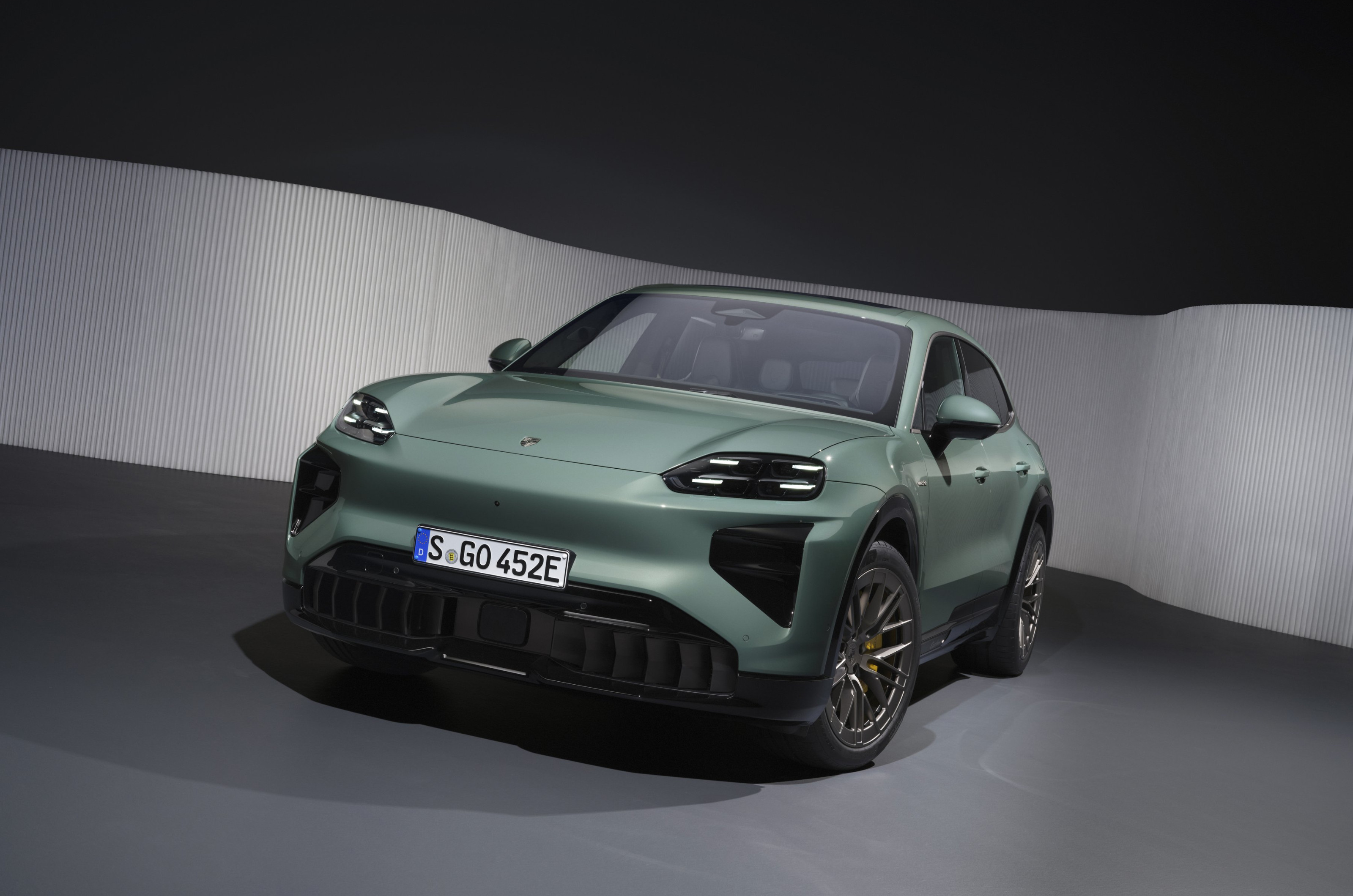 New Porsche Cayenne EV is company's most powerful car