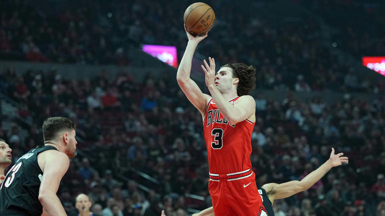 Is Josh Giddey returning tonight? Bulls vs. Clippers injury report