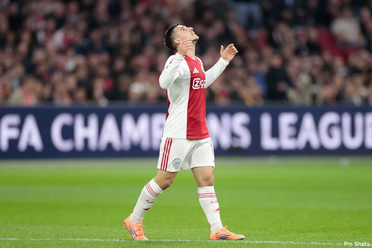 García verklaart keuze voor Gloukh op Ajax-middenveld tegen FC Utrecht