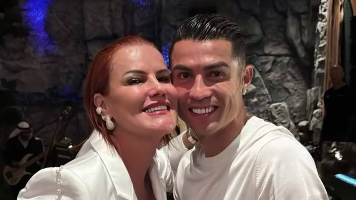 Após encontro com Trump, Elma Aveiro sai em defesa de Cristiano Ronaldo ...