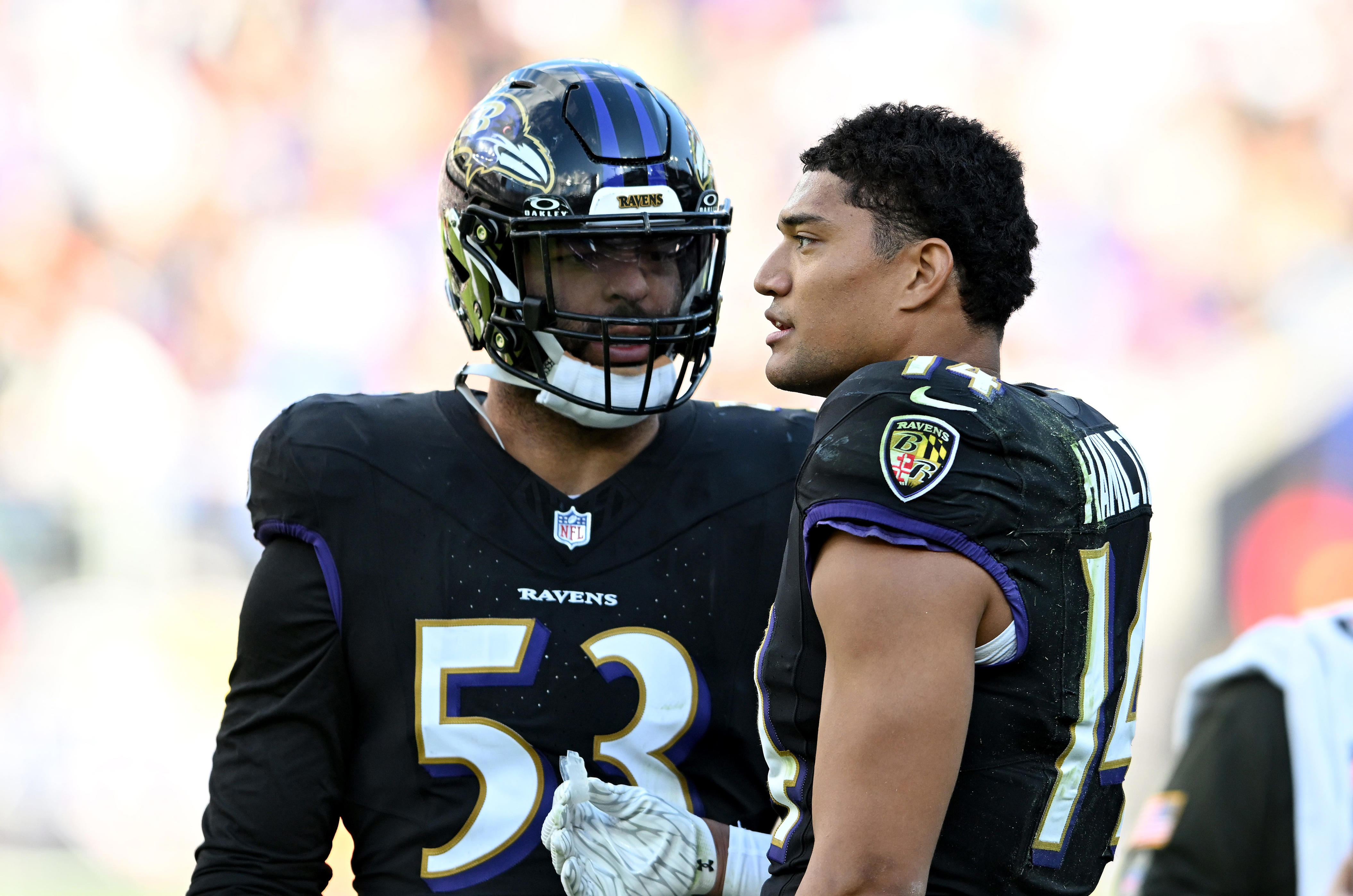 Kyle Van Noy gives two young Ravens teammates elite praise