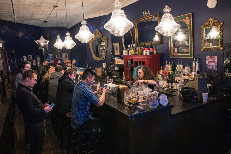 MZ Generation Fuels Alcohol-Free Bar and Beverage Trend