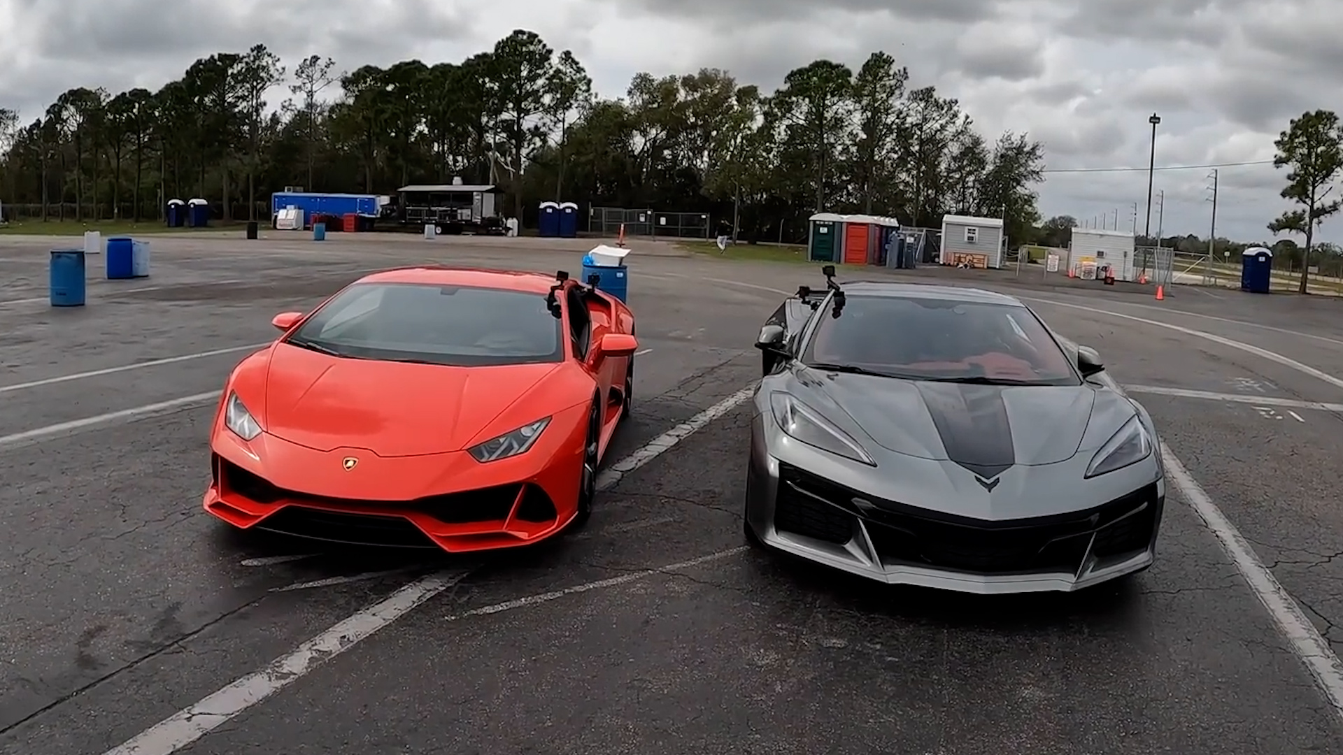 Corvette Z06 vs Huracan in a Quarter-Mile Test