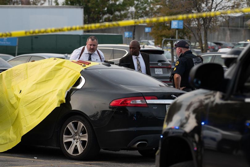Police swarm supermarket as two women rushed to hospital after man ...