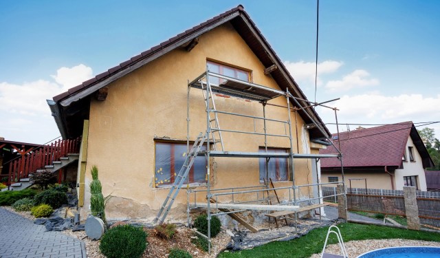 Homeowner lands in hot water after sneaking major house upgrade past ...