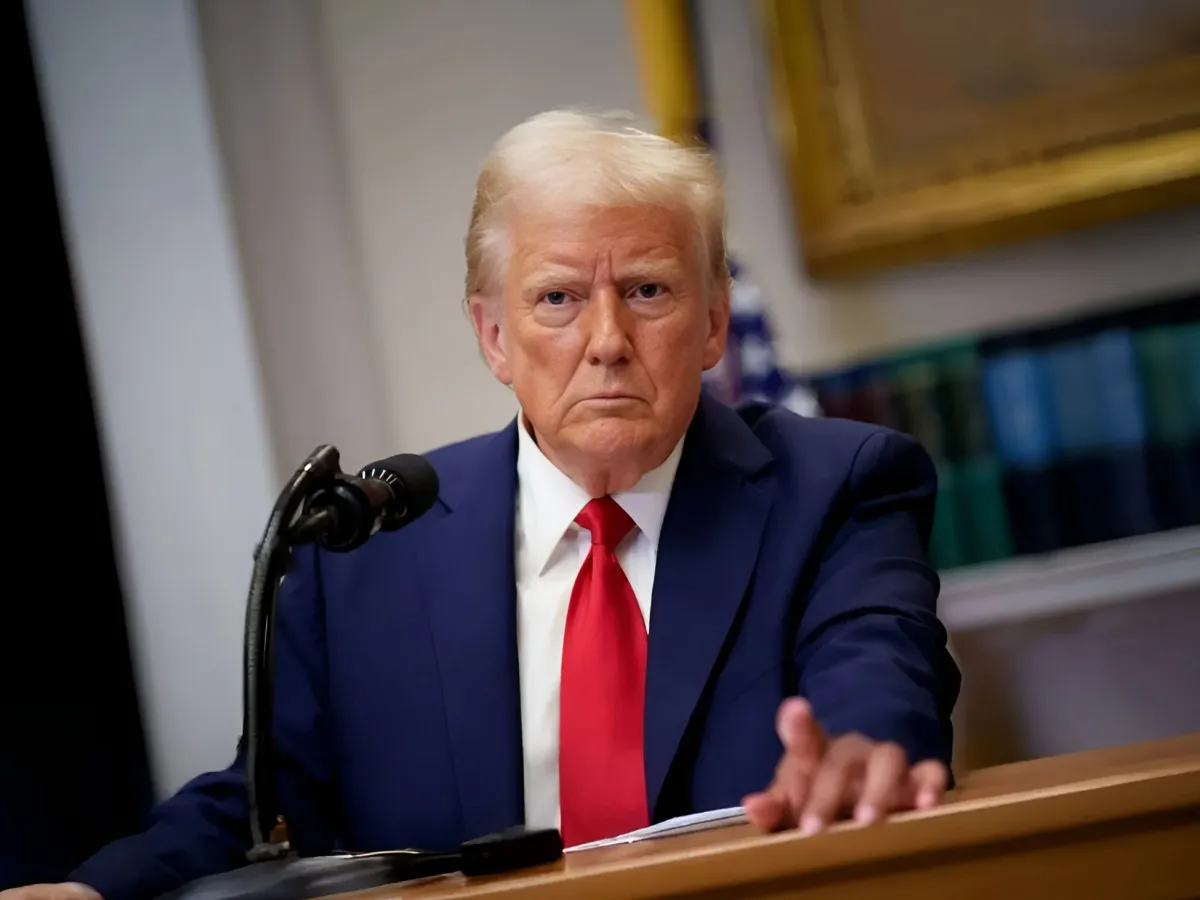 Trump podepsal zákon o zveřejnění spisů k sexuálnímu delikventovi ...