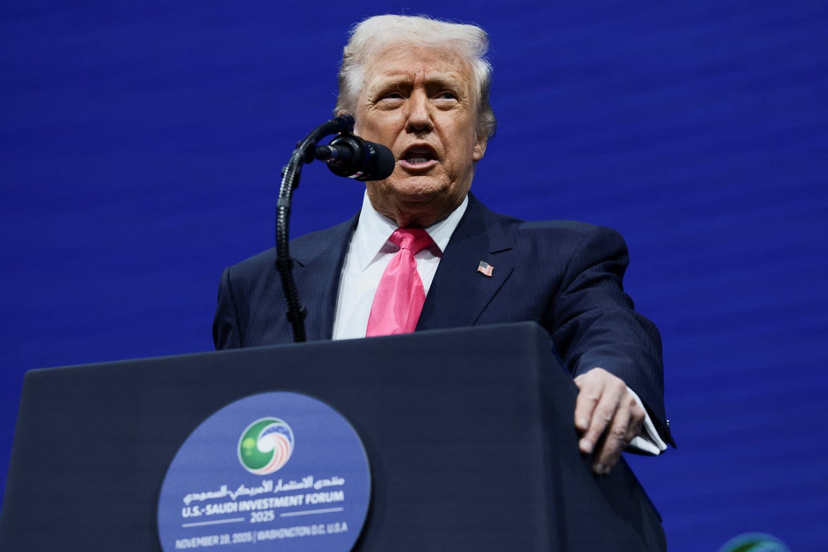 Trump threatens critics with death penalty: Latest news