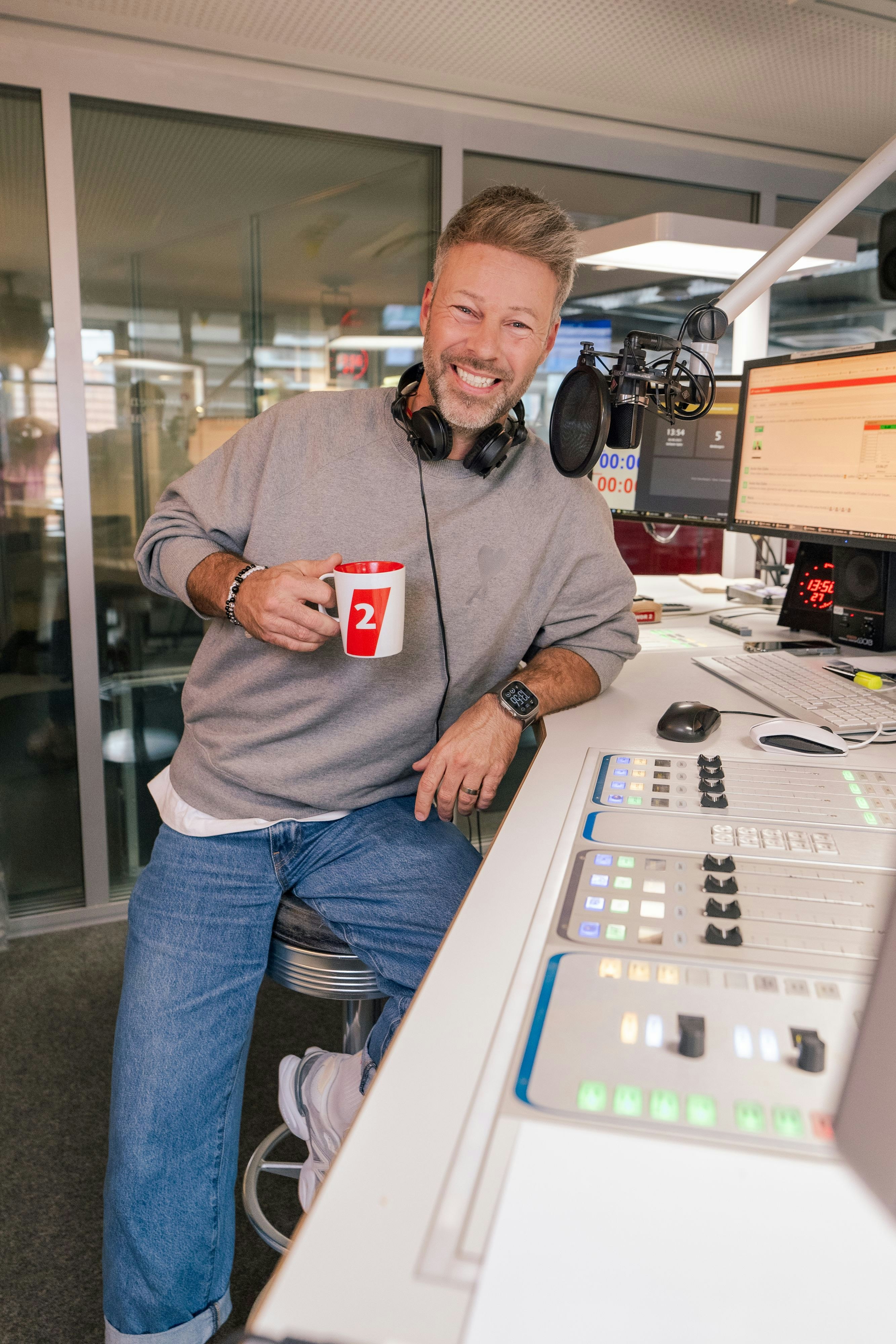 „Oberberg ist Wärme“: WDR2-Moderator Johannes Simon erinnert sich an ...