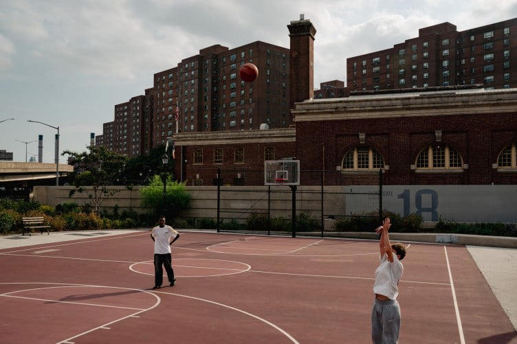 New York Moves Forward With a Brooklyn Flood Protection Plan That Falls ...