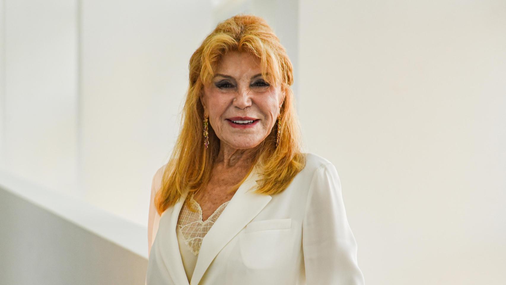 Carmen Cervera renuncia al apellido Thyssen-Bornemisza y al título de ...