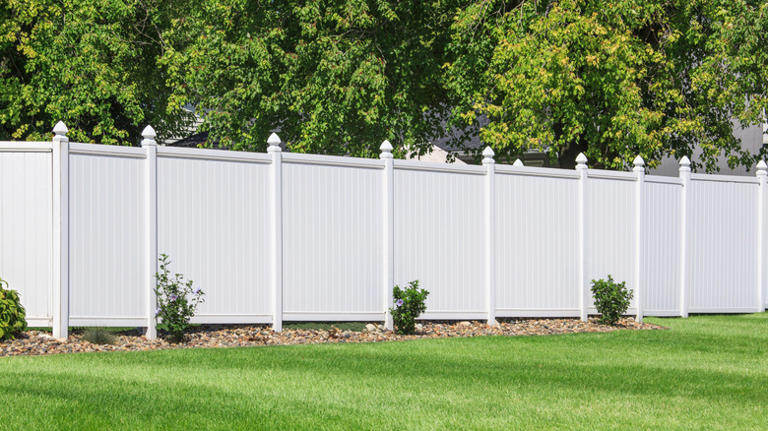 Super Costly Fence-Building Mistakes You Really Need To Avoid