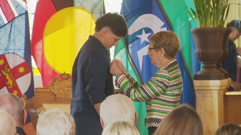 Workmate and bystander who tried to save stabbed paramedic receive ...