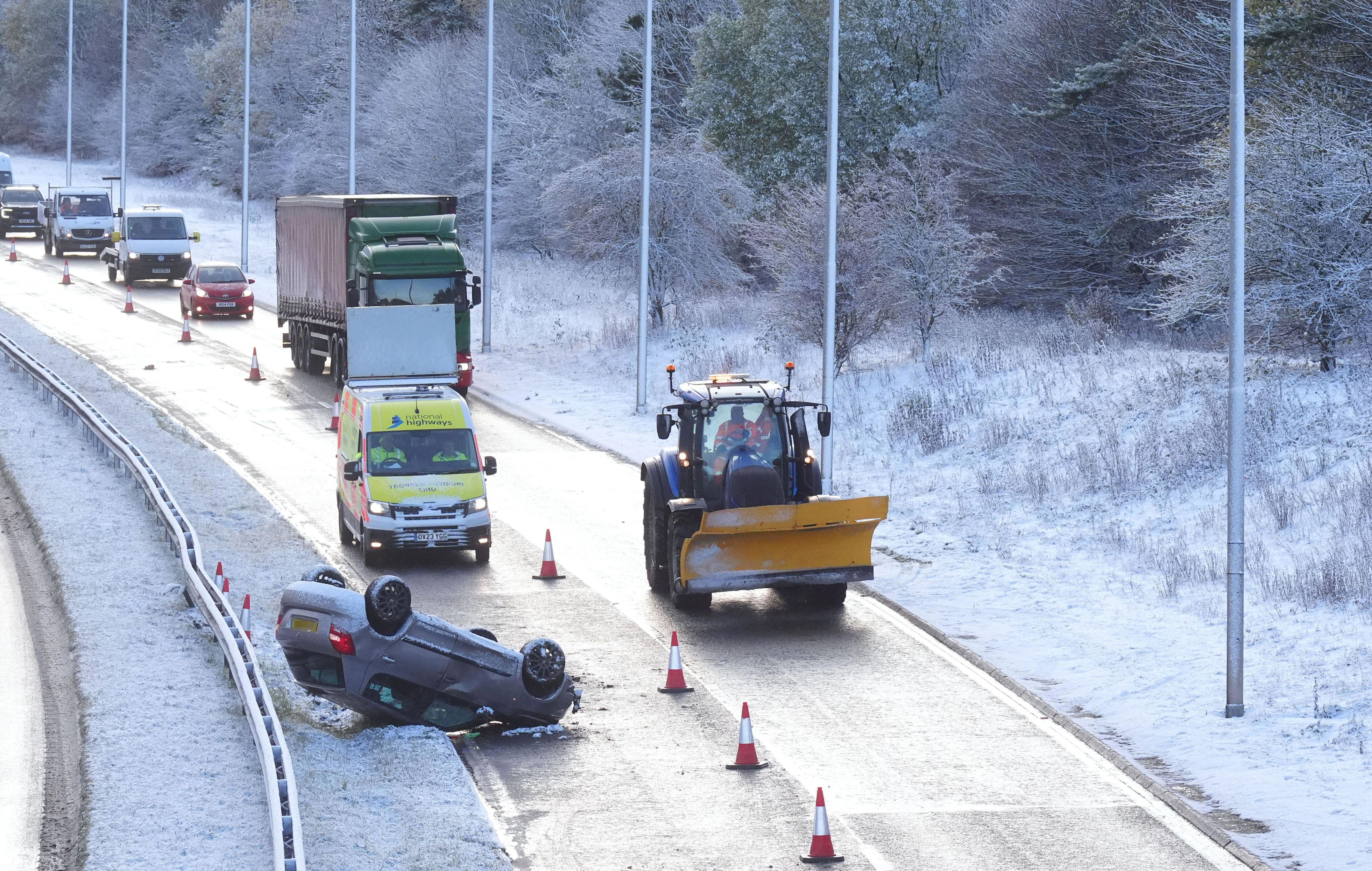 Met Office maps show snow and ice forecast as rare 'thundersnow ...