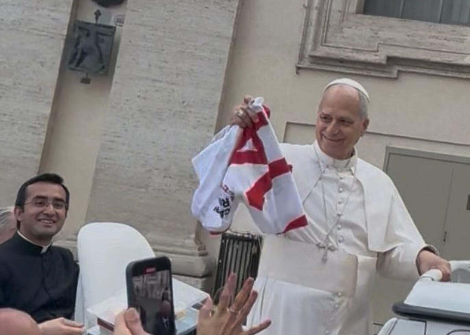 Watch as Pope Leo shows ‘mighty’ handling skills to catch Tyrone GAA ...