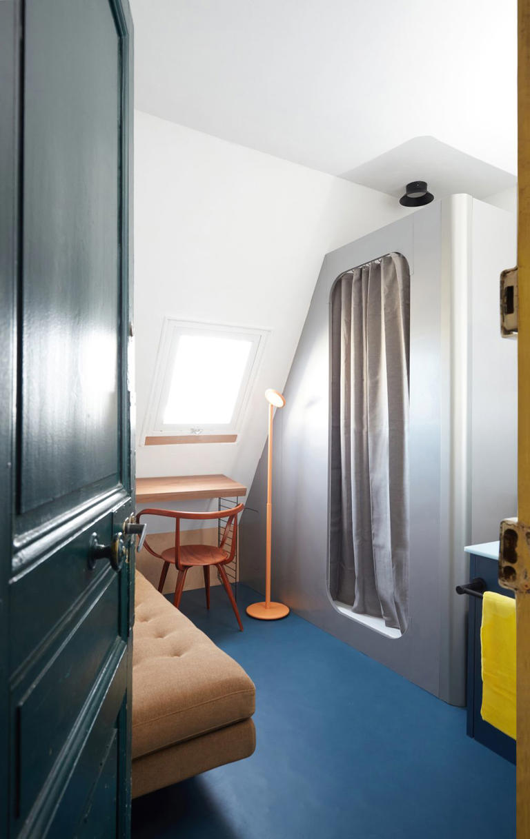 How They Pulled It Off: A 107-Square-Foot Parisian Studio Inspired by ...