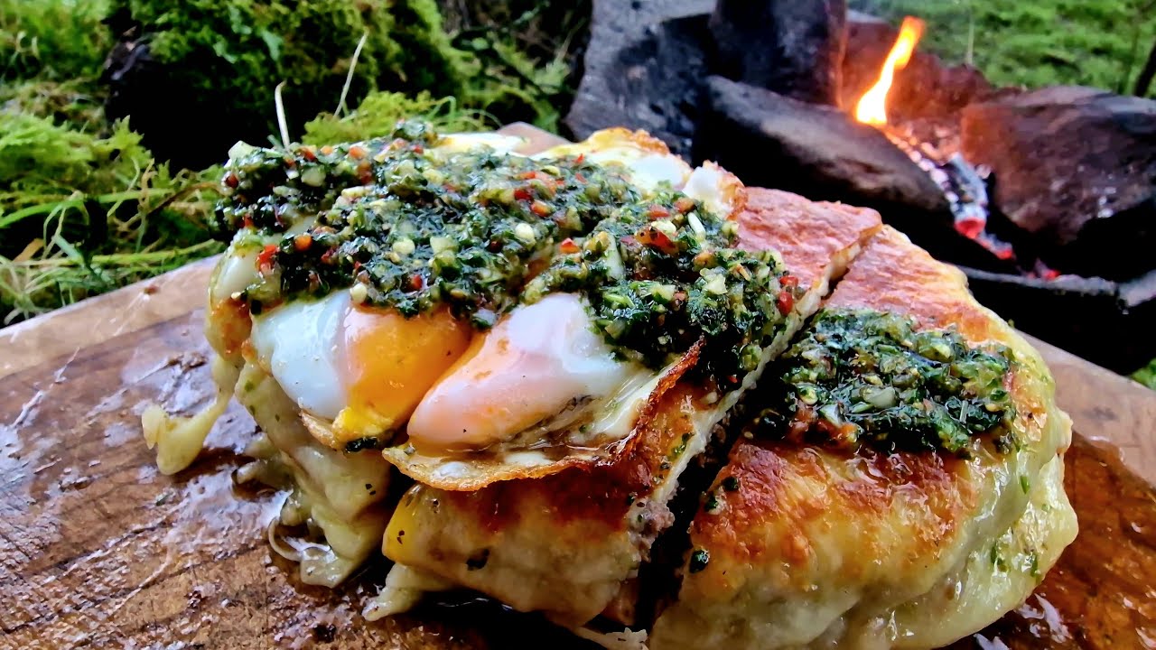 Cheese crust sandwich with classic chimichurri