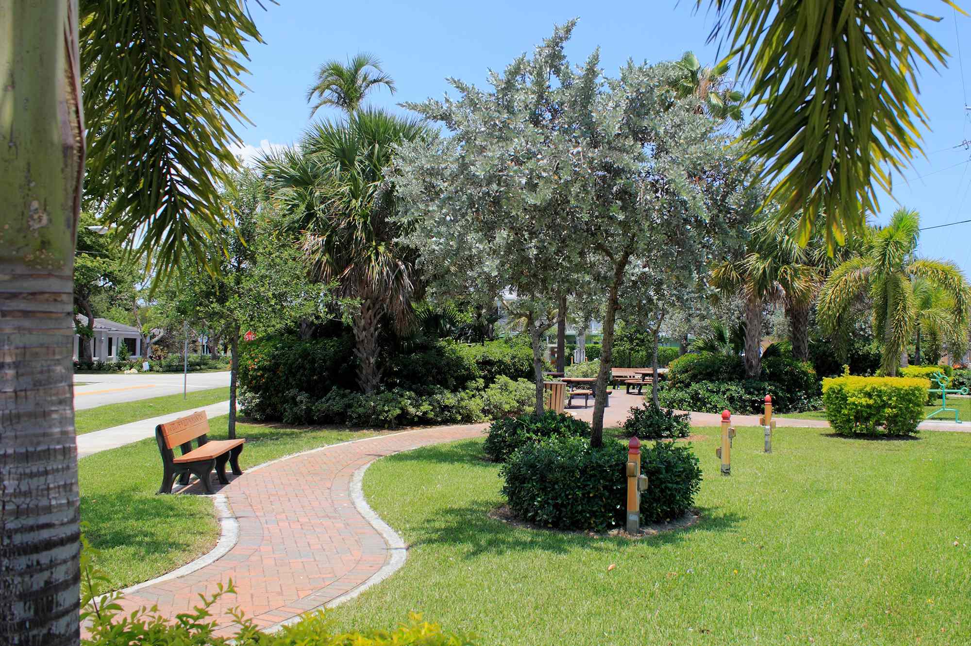 This Florida City Was Just Named the Best Place to Retire Without a Car ...