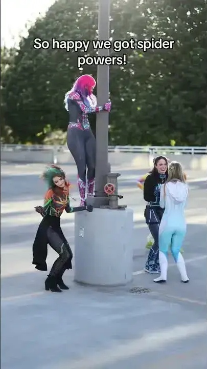 🥲 @Athena_grimes @prototype_fox @halcybella @RaineEmery #spiderman # ...