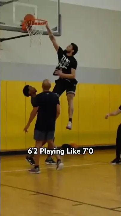 6'2" basketball skills: Dunking highlights