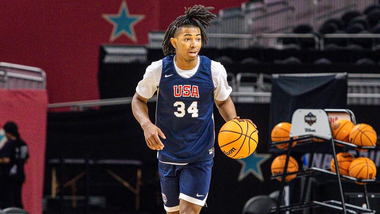 Blair Academy (N.J.) 5-star PG Deron Rippey Jr. balls out in front of ...