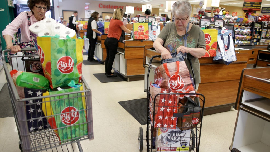Supermarket chain to open 2 stores in former Christmas Tree Shops, Big ...