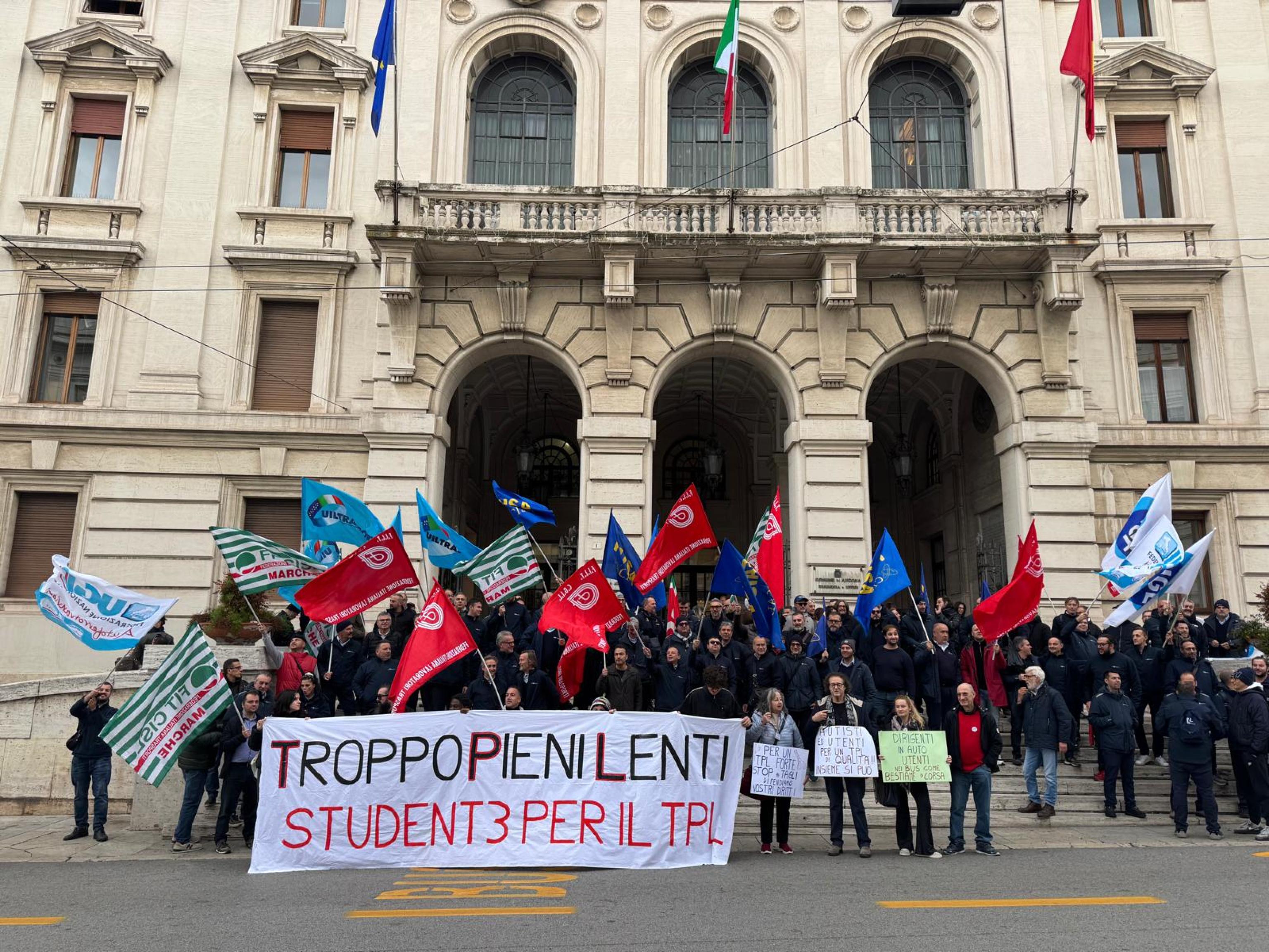 Sciopero Conerobus ad Ancona, 'siamo alla resa dei conti'