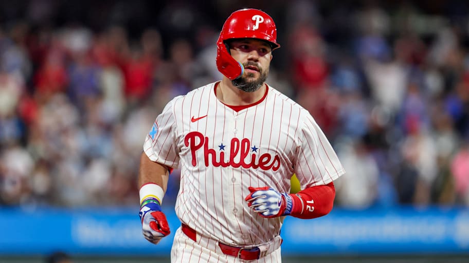 Kyle Schwarber is sending a loud message that the Reds can’t ignore