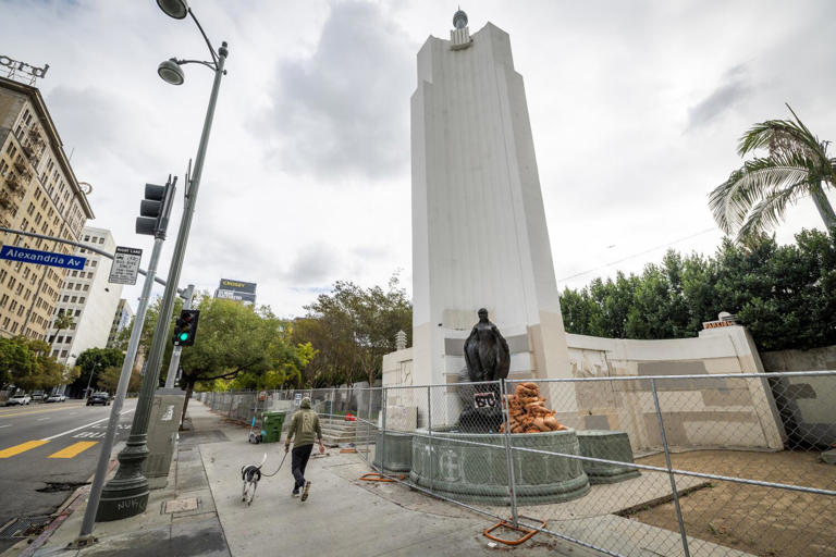 Lopez: On RFK's 100th birthday, the Koreatown memorial honoring his ...