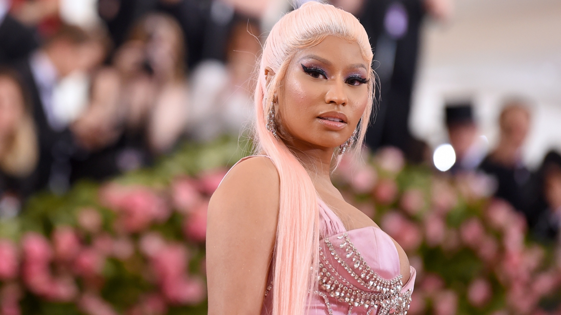 Nicki Minaj loses 100,000 followers after speaking out on Nigerian ...