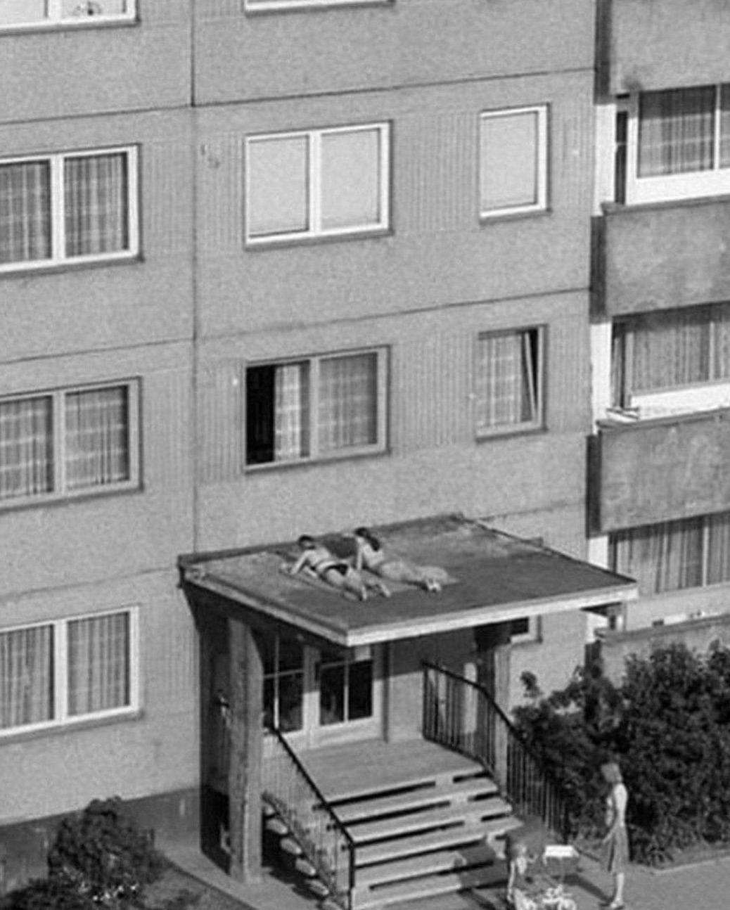 25 Photos Showing What it Meant to Be Alive in 1982