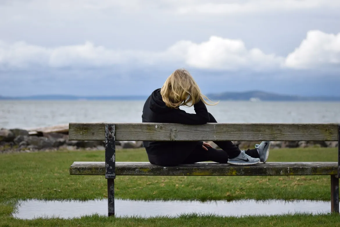 I Asked ChatGPT How to Stop Negative Thinking—Here’s the 10-Step Mind Reset