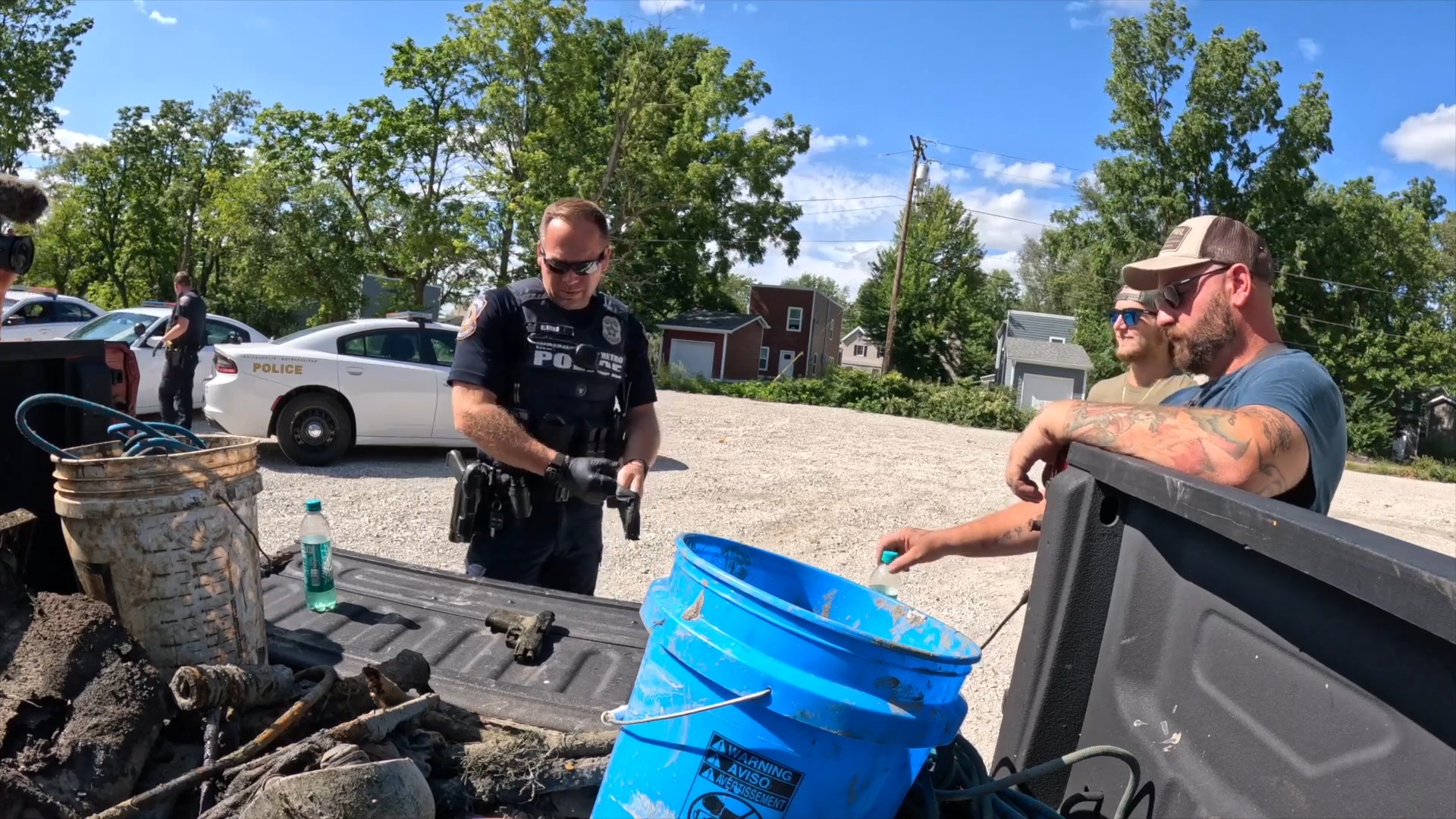 This magnet fishing find stopped everything (police on scene)