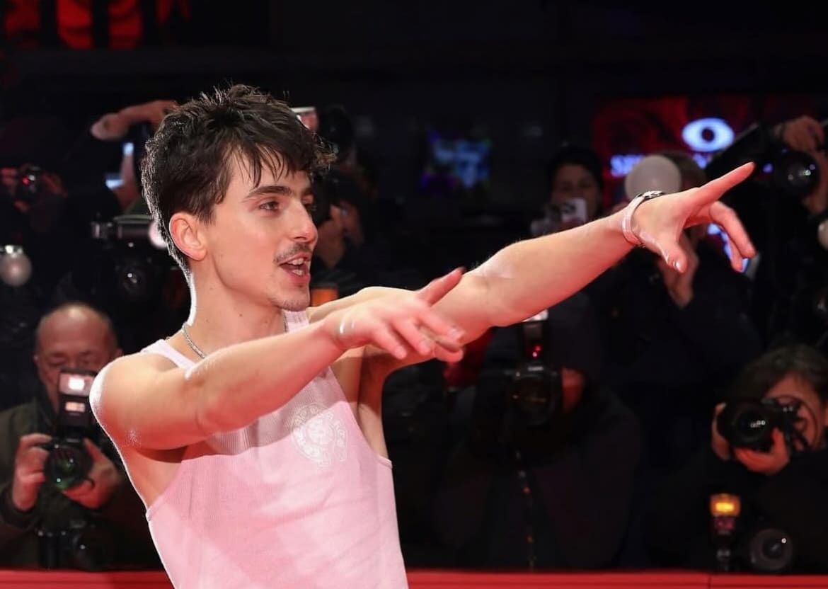 Is Timothee Chalamet Secretly EsDeeKid? Fans Go Wild As 'Clues' Show ...