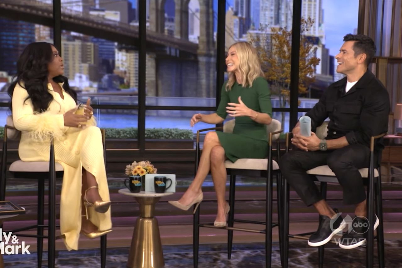 Sherri Shepherd's son freaked out when he felt her breasts on his back ...