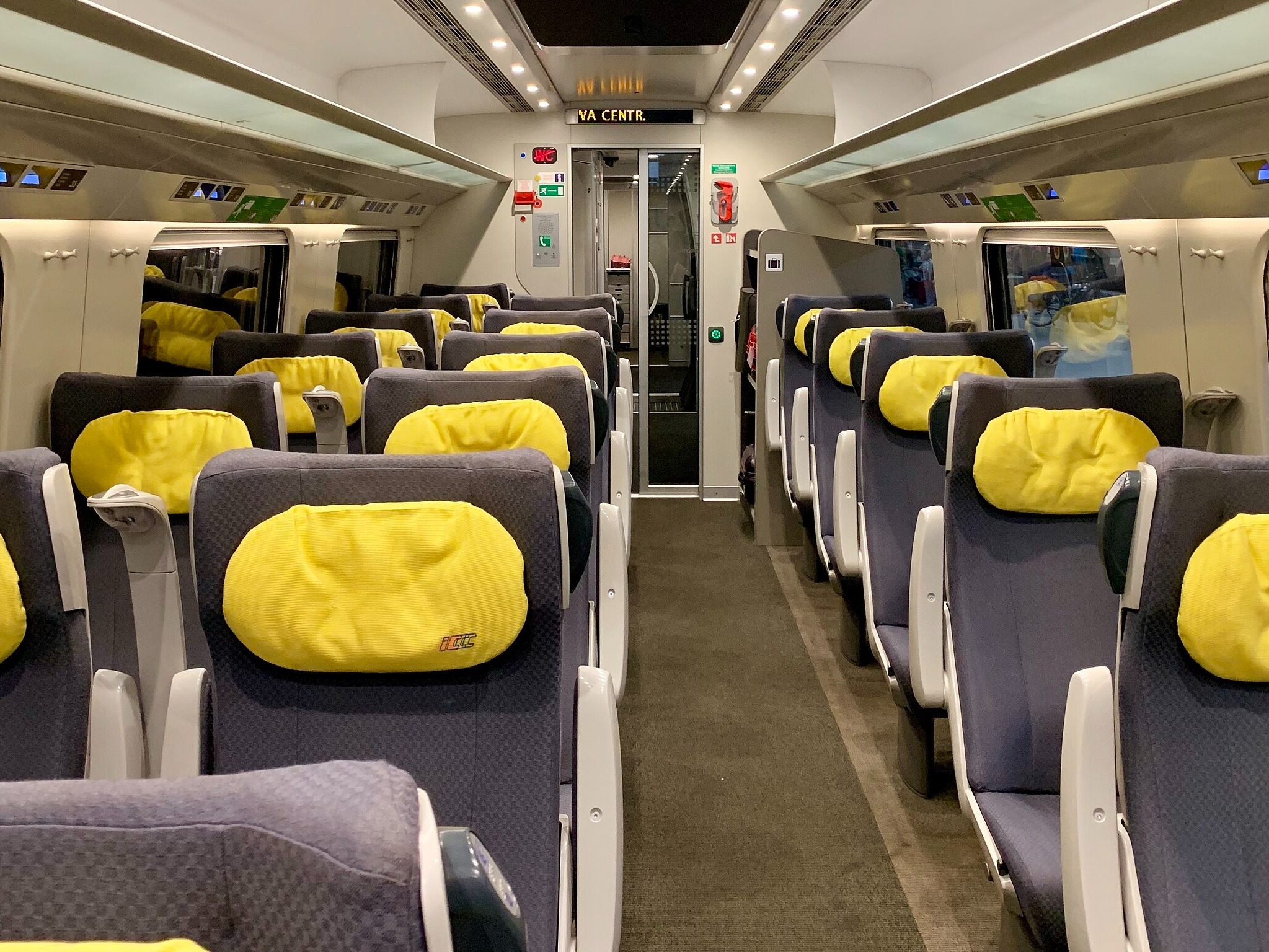 Cmentarzysko starych wagonów. PKP kupuje wysłużone niemieckie używki