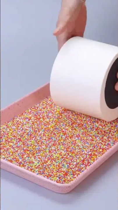 colorful sprinkle explosion cake decorating tutorials
