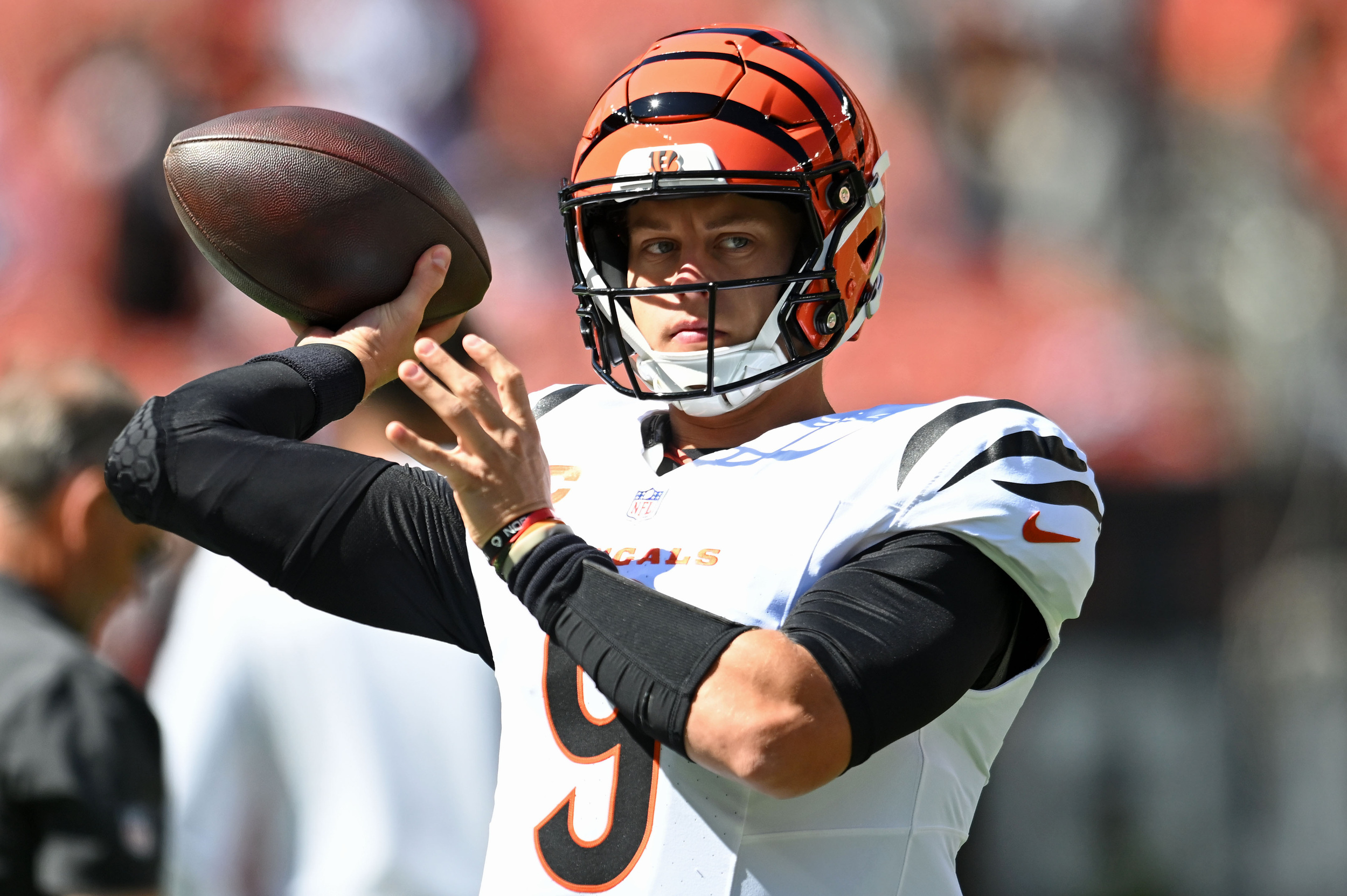 Bengals HC Zac Taylor leaves the door open for Joe Burrow return in ...
