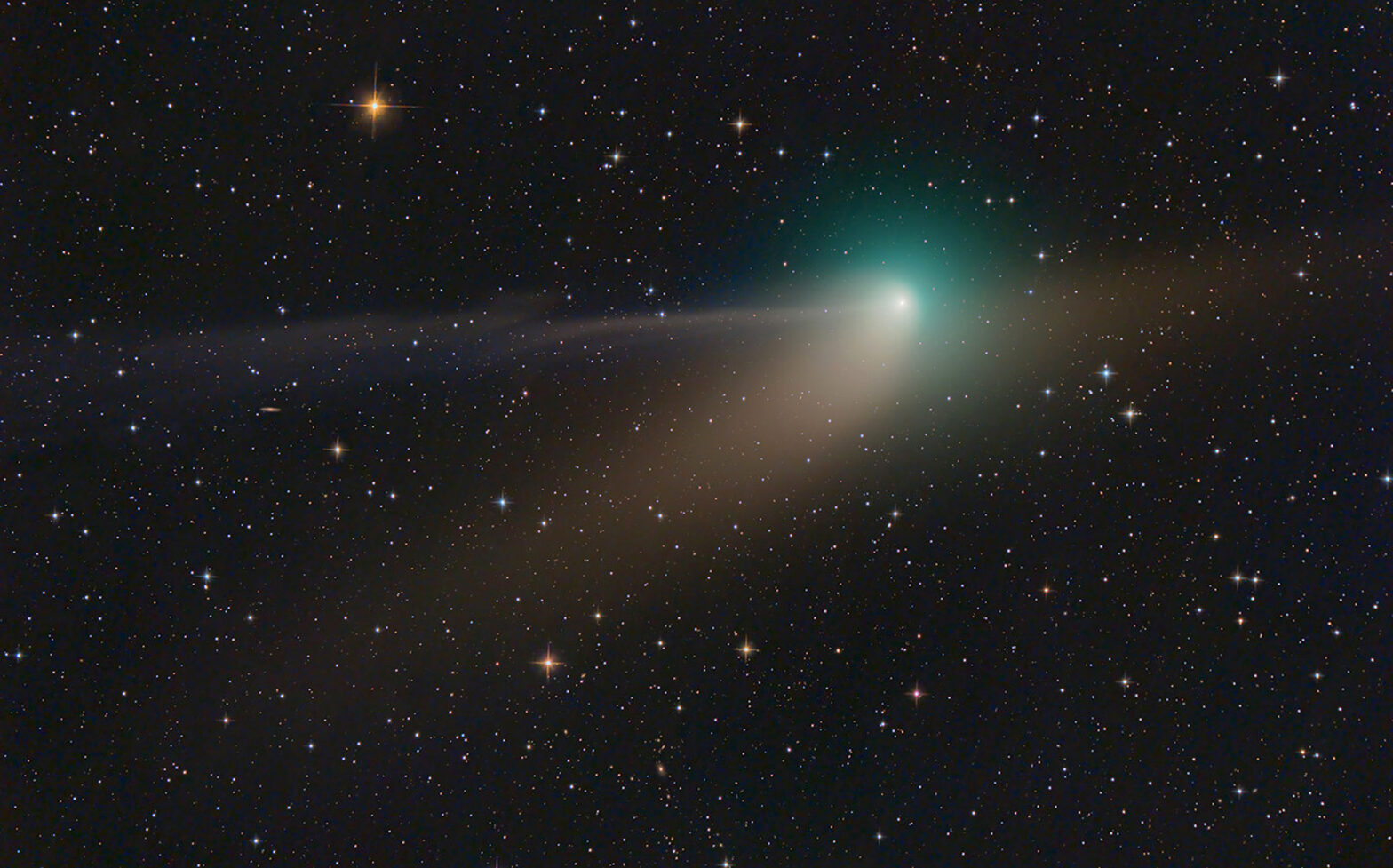 How to image faint comets