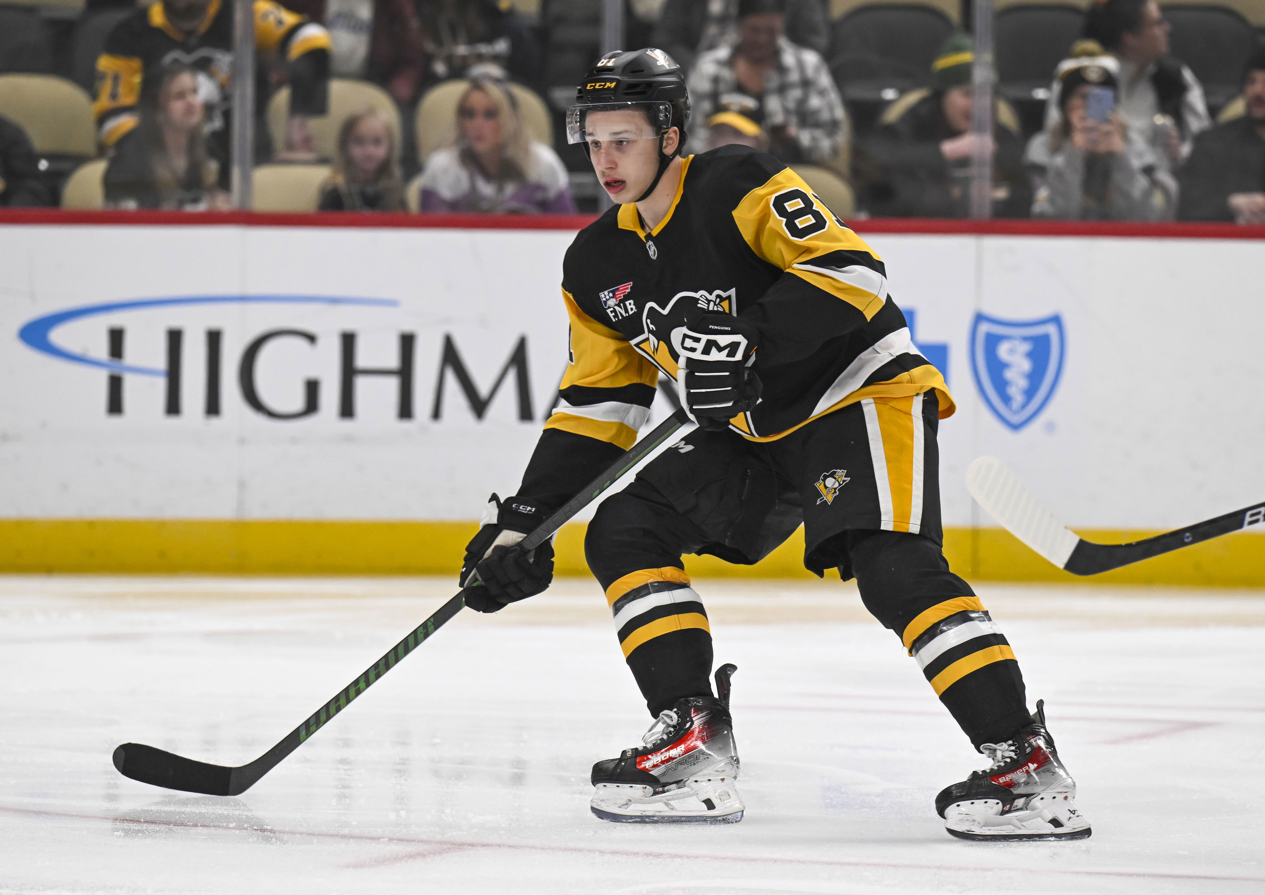 Penguins should keep Ben Kindel at center