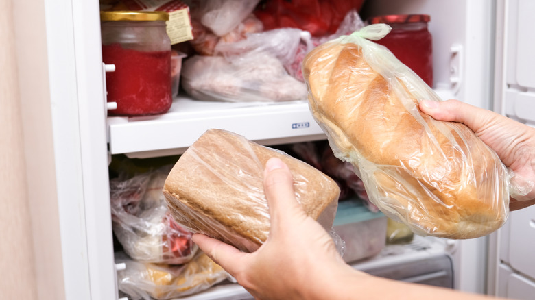How Long Does Bread Last In The Fridge?