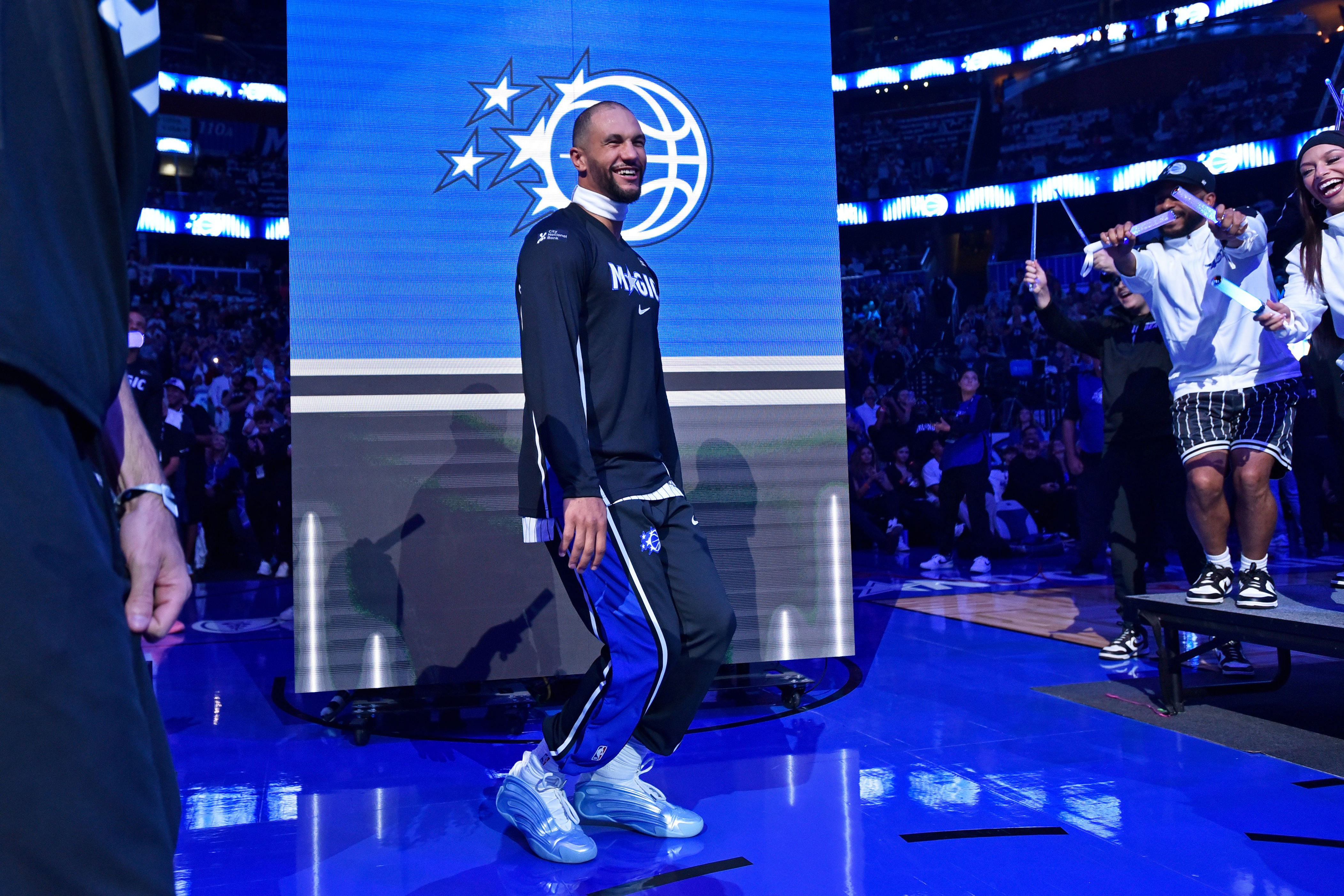 Why Does This NBA Player Wear His Headband Around His Neck?