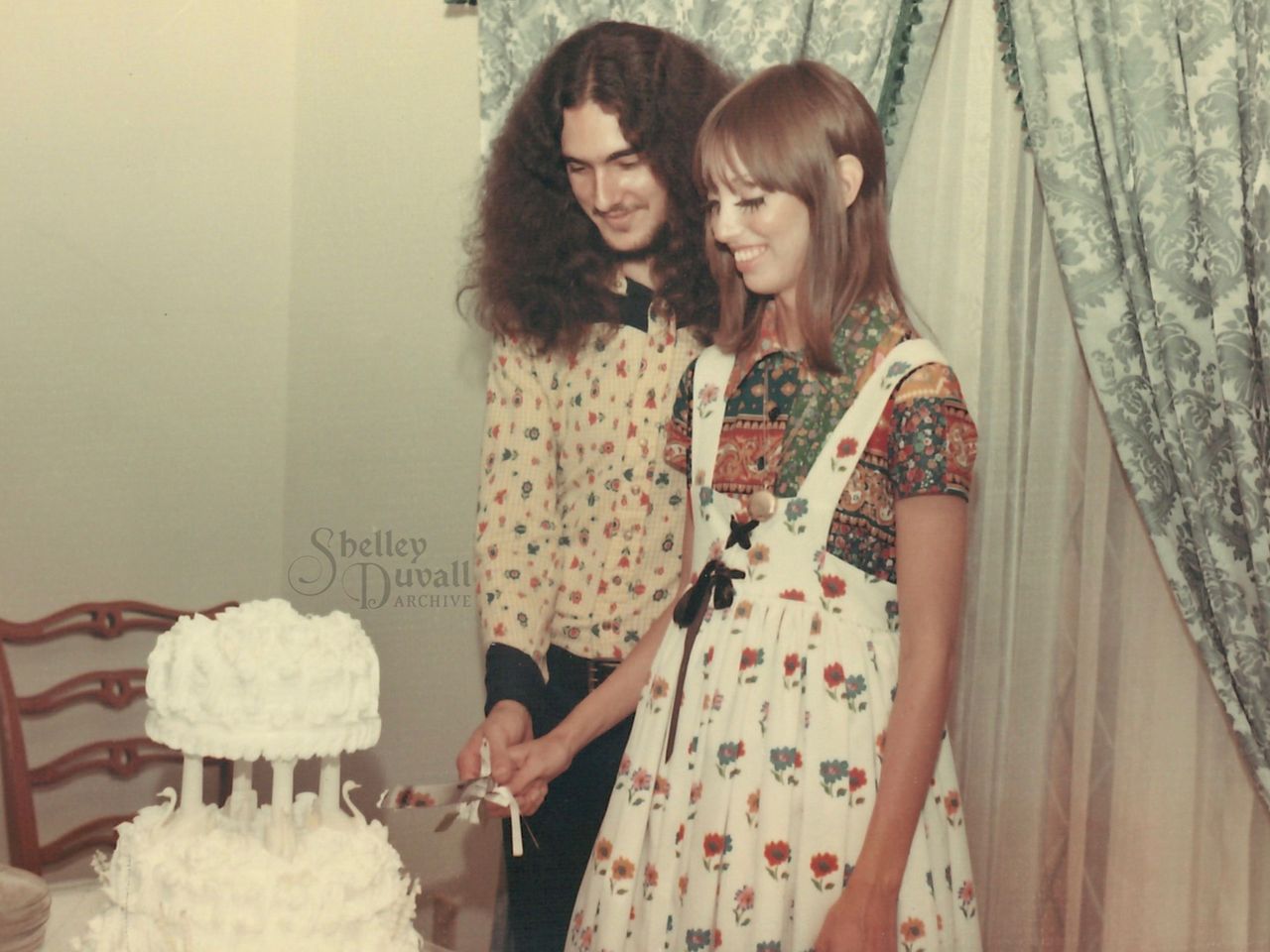 Fan Unveils Shelley Duvall’s Intimate 1970 Wedding Album Photos After ...