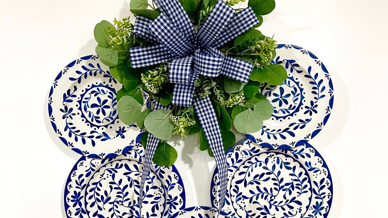 Dollar Store Plate Wreath