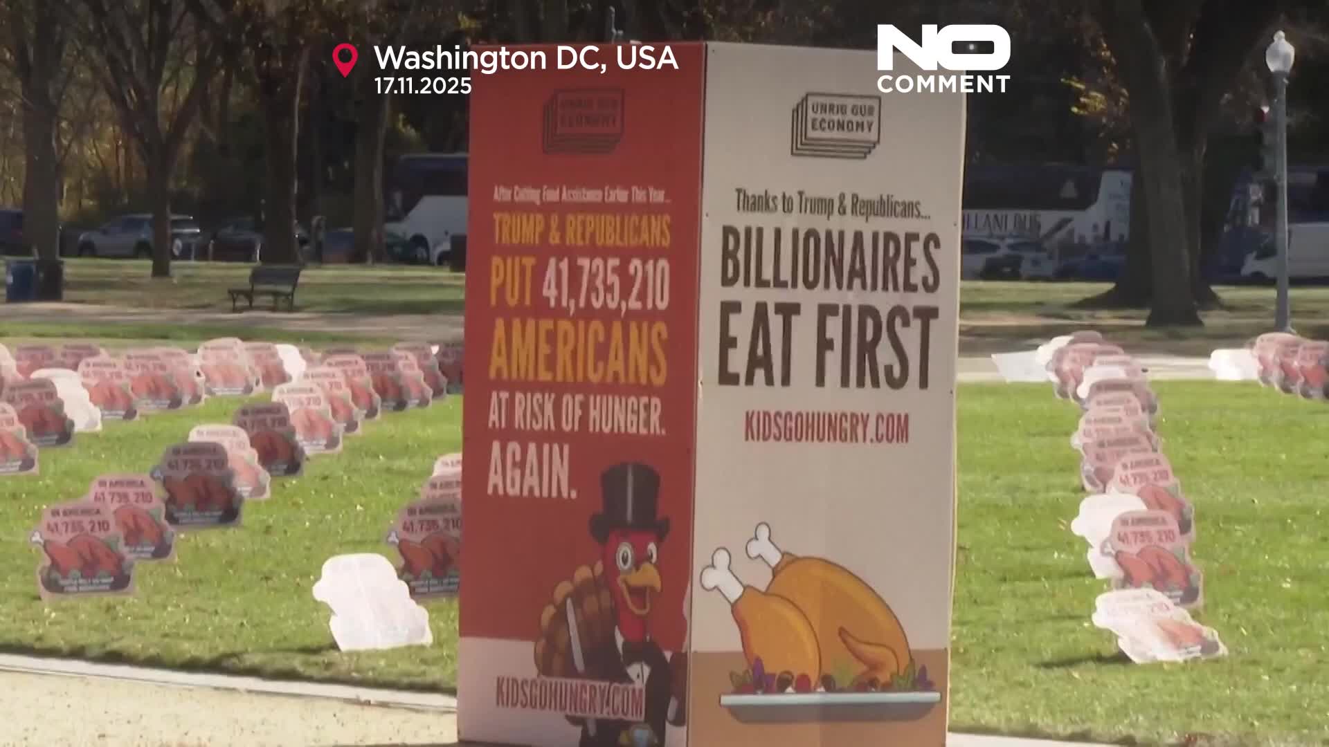 ‘Billionaires eat first’: Thanksgiving signs highlight impact of SNAP ...