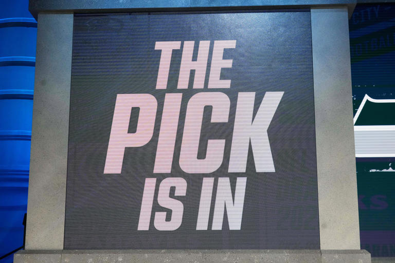 2026 NFL draft: Current order in Round 1 heading into Week 16