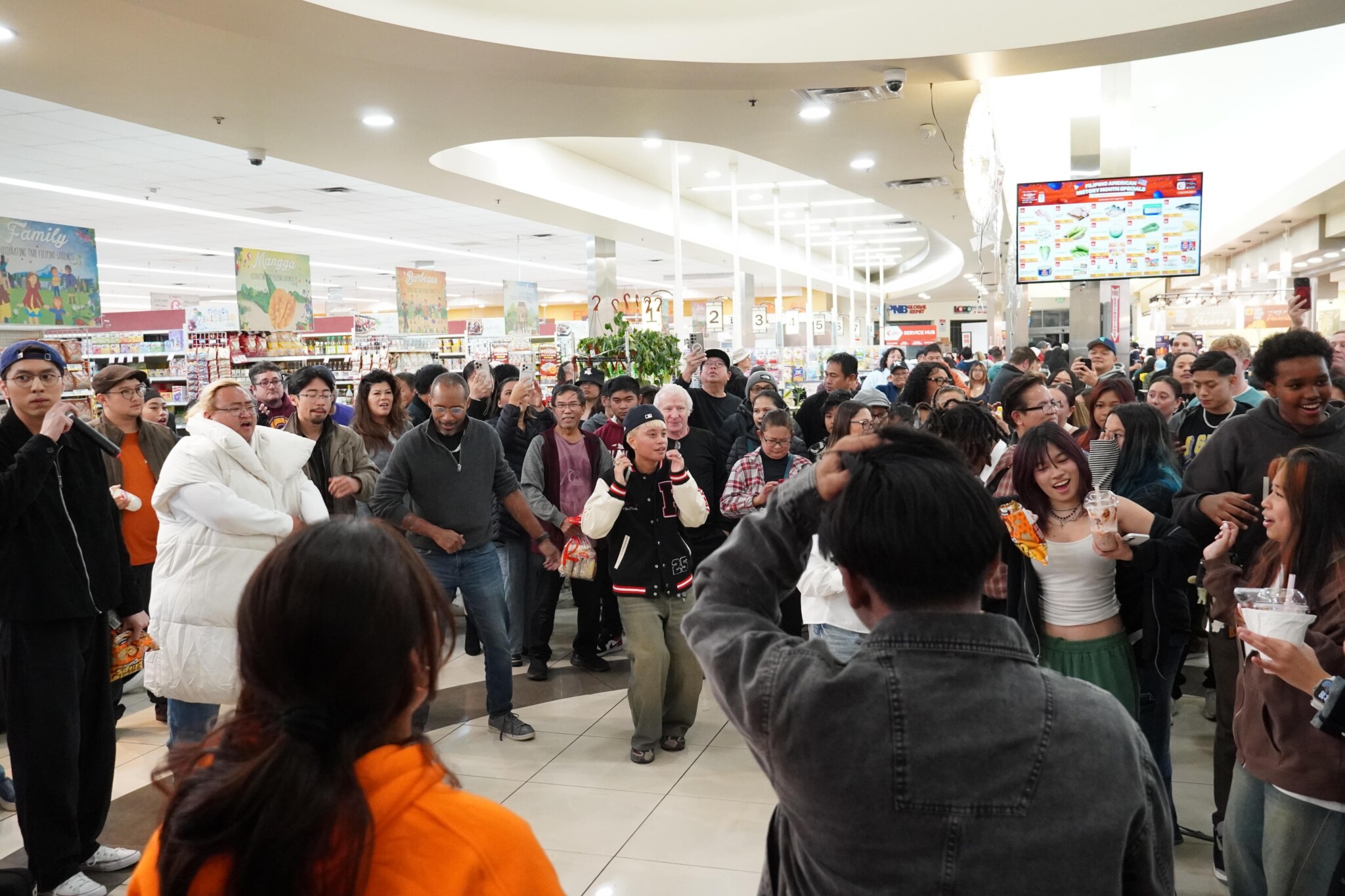 Finding joy in a Filipino supermarket’s late night parties