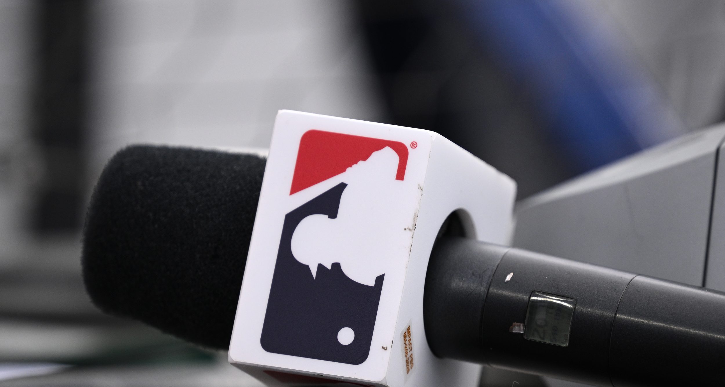 Who should NBC pick as its top MLB announcer?